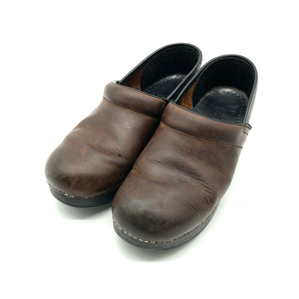 Women’s Dansko Matte Brown Leather Clogs - Gem